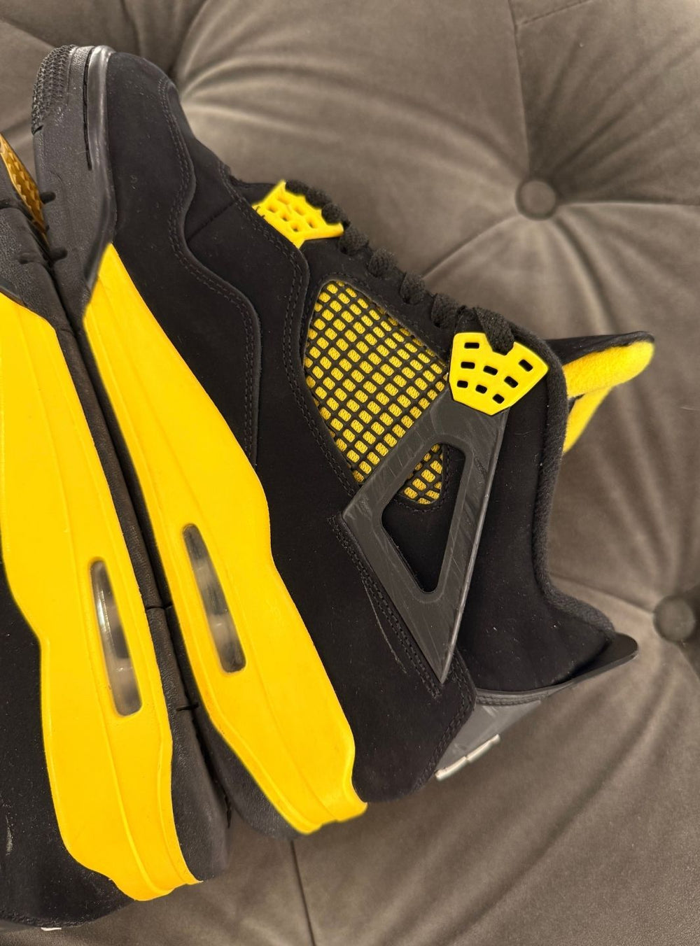 Air Jordan 4 Retro Thunder Yellow (2023) - Sneakers Usate | ResellZone